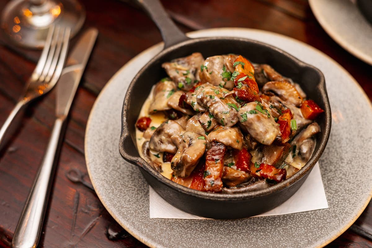 Italian Restaurant & Pizzeria in Rochdale - Bottomless Brunch - Cenetta